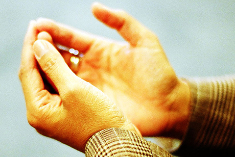 Crooked fingers straightened. - Halifax Healing Rooms